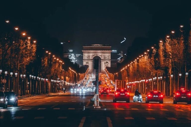 Guia Completo para Visitar o Arco do Triunfo: O Tesouro de Paris ...